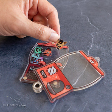 Gentlemon Gachapon Fillable Shaker Keychain (4") – Geoffrey Siu Art LLC